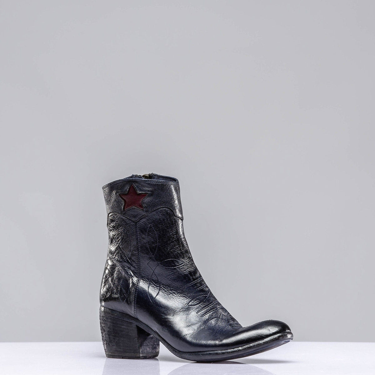 Marco Delli Stella Navy Boot W/ Red Star – AXEL'S