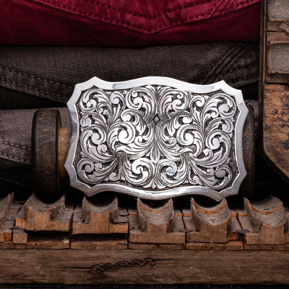 Comstock Heritage Heraldic Swirl – AXEL'S