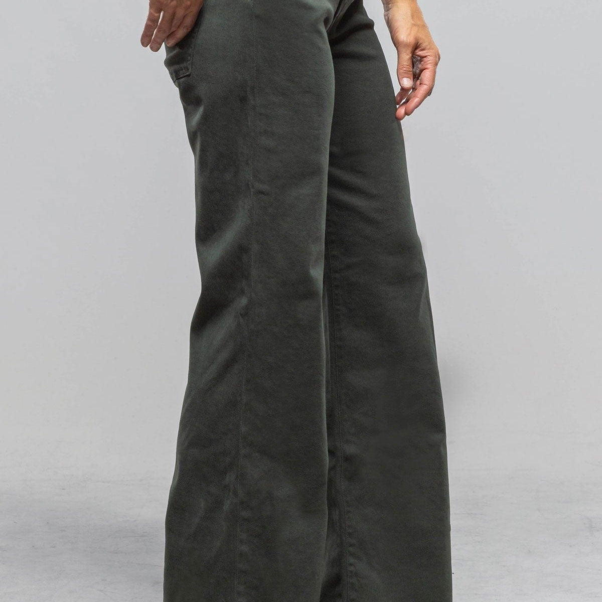 European Culture Collins Relaxed Leg Jean In Deep Forest – AXEL'S